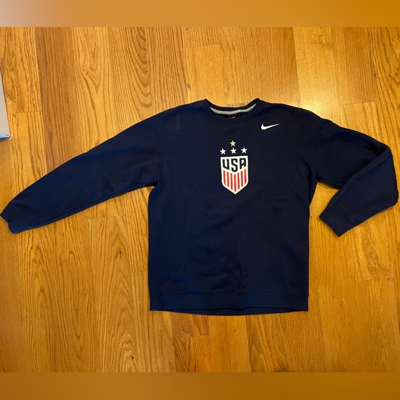 Nike | Sweaters | Nike Us Womens National Team Soccer Crewneck Sweater ...